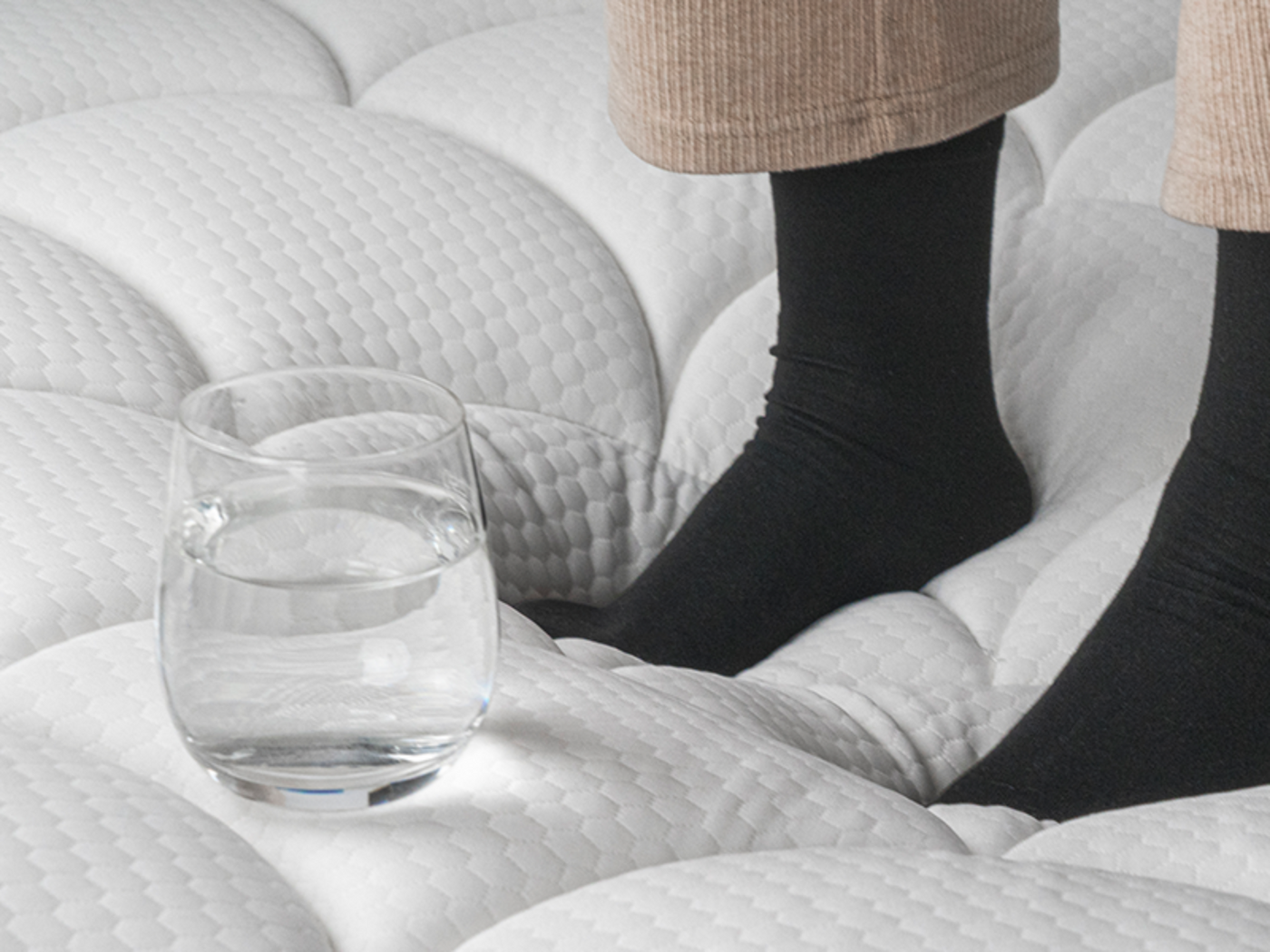 Queen Rose - Hybrid Mattress LITE | Balanced Sleep Structure Support